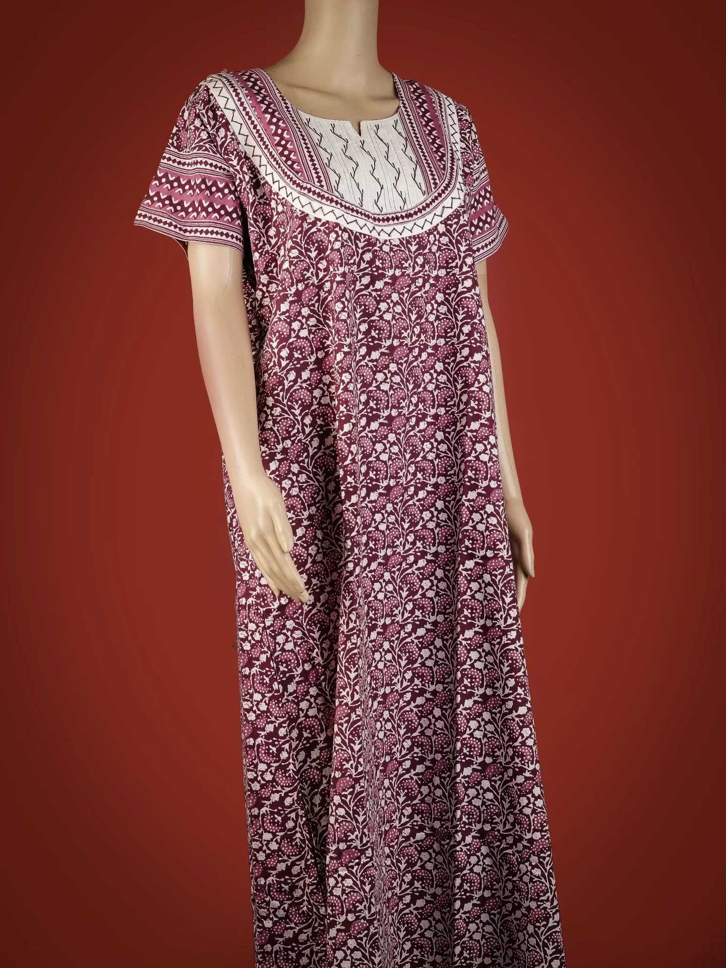 Maroon & Pink on White House coat - Vahini Creations